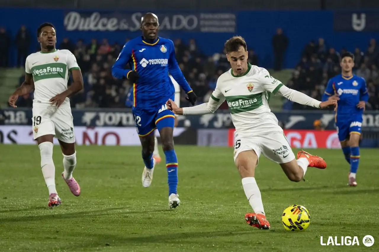 Héctor Fort brilla en el once de Sarabia - Fantasy